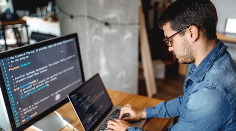 Online Bachelor's Degree in Computer Science Guide | Universities.com